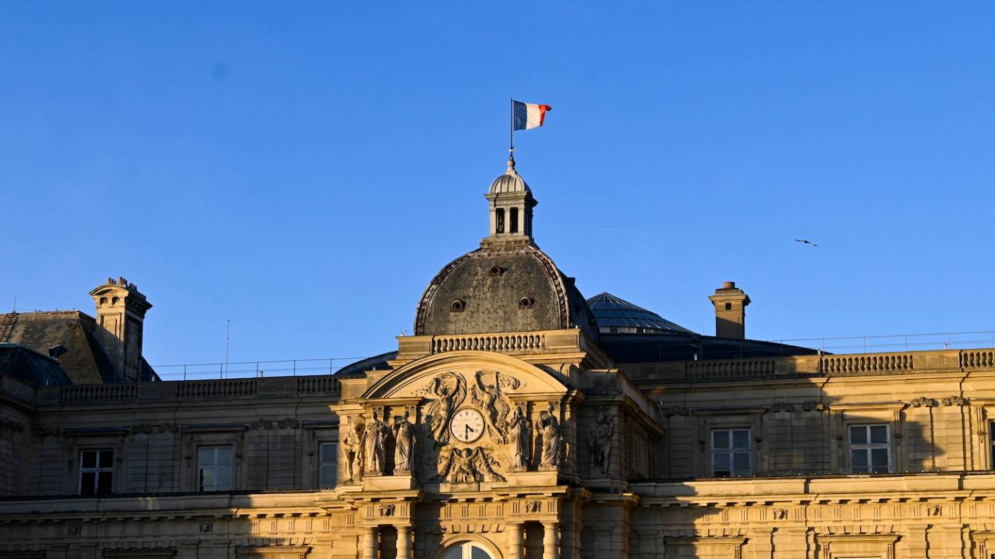 La « loi spéciale » attendue au Sénat, adoption définitive en vue avant ...